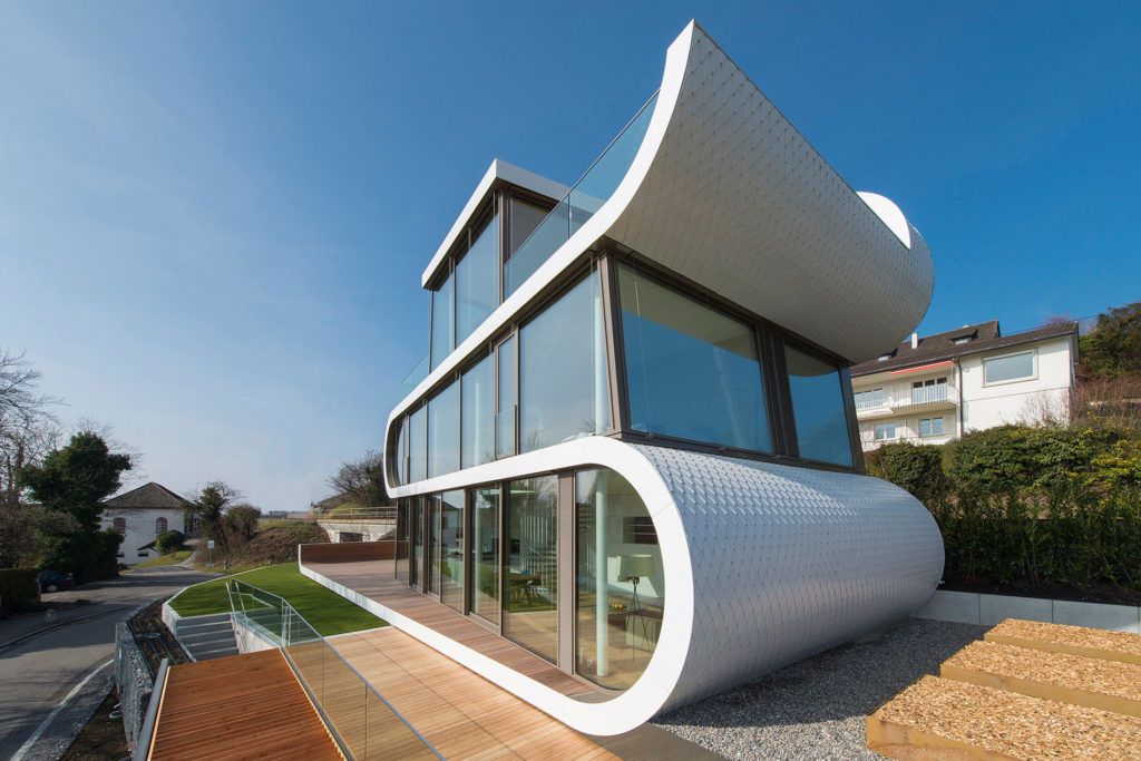 30+ Most Modern Glass Houses Designs