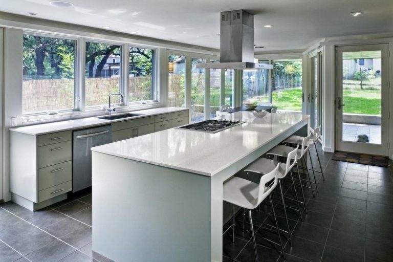 19 Large kitchen window ideas