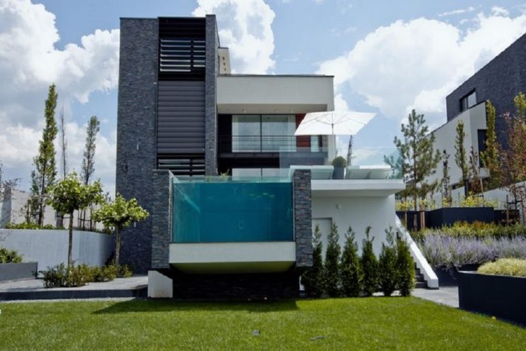 Glass swimming pool: 22+ best design ideas and who make them